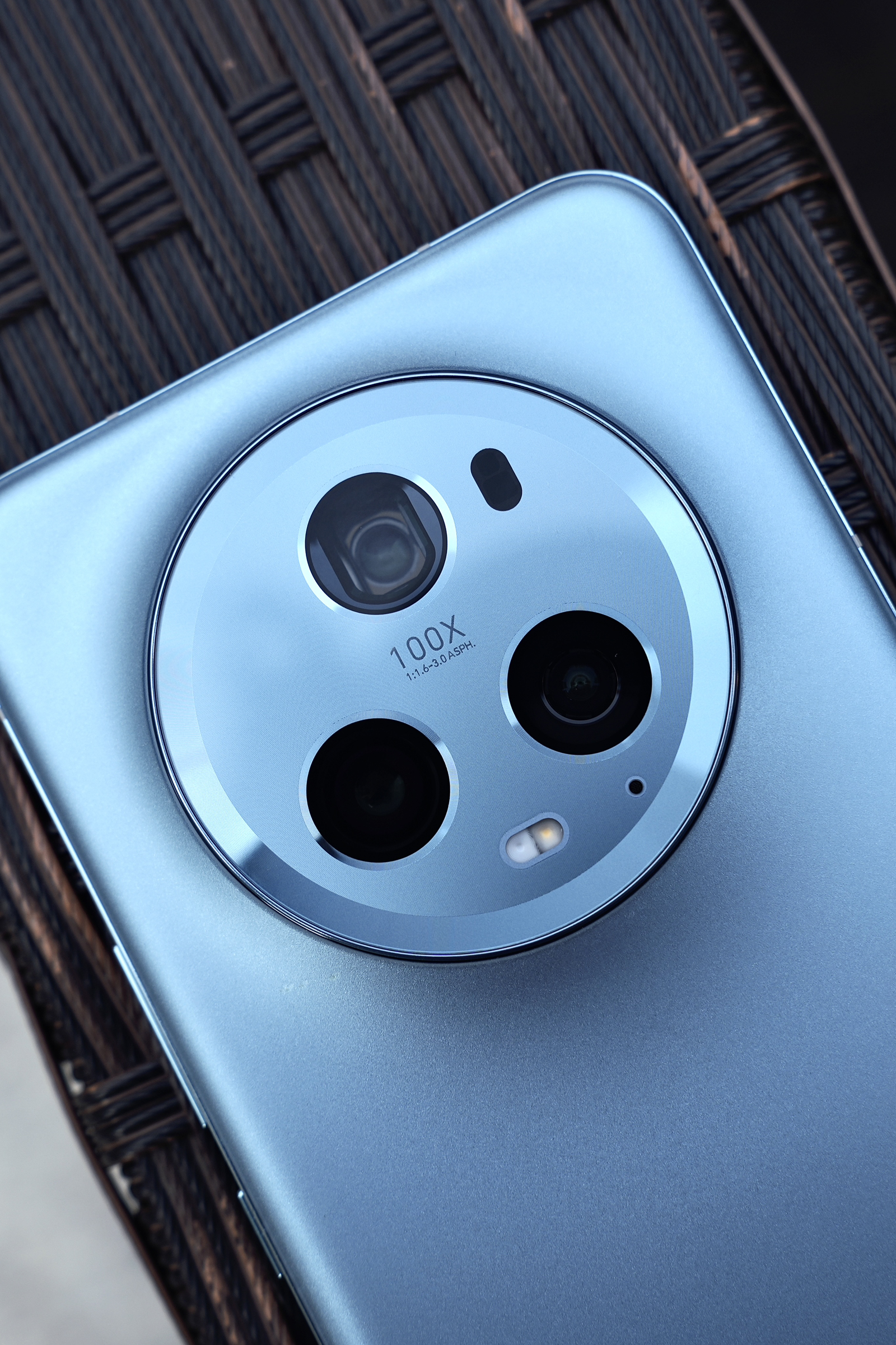 荣耀Magic5Pro颜值是不是超级能打？